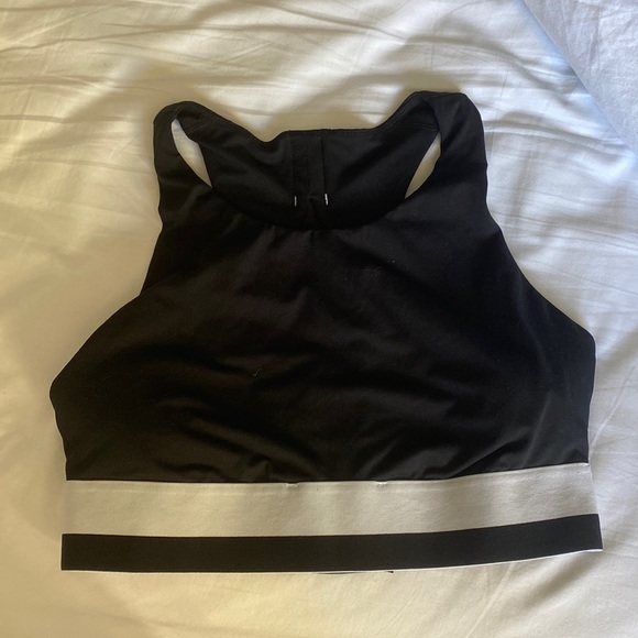 Fabletics | Intimates & Sleepwear | Fabletics Sports Bra | Poshmark